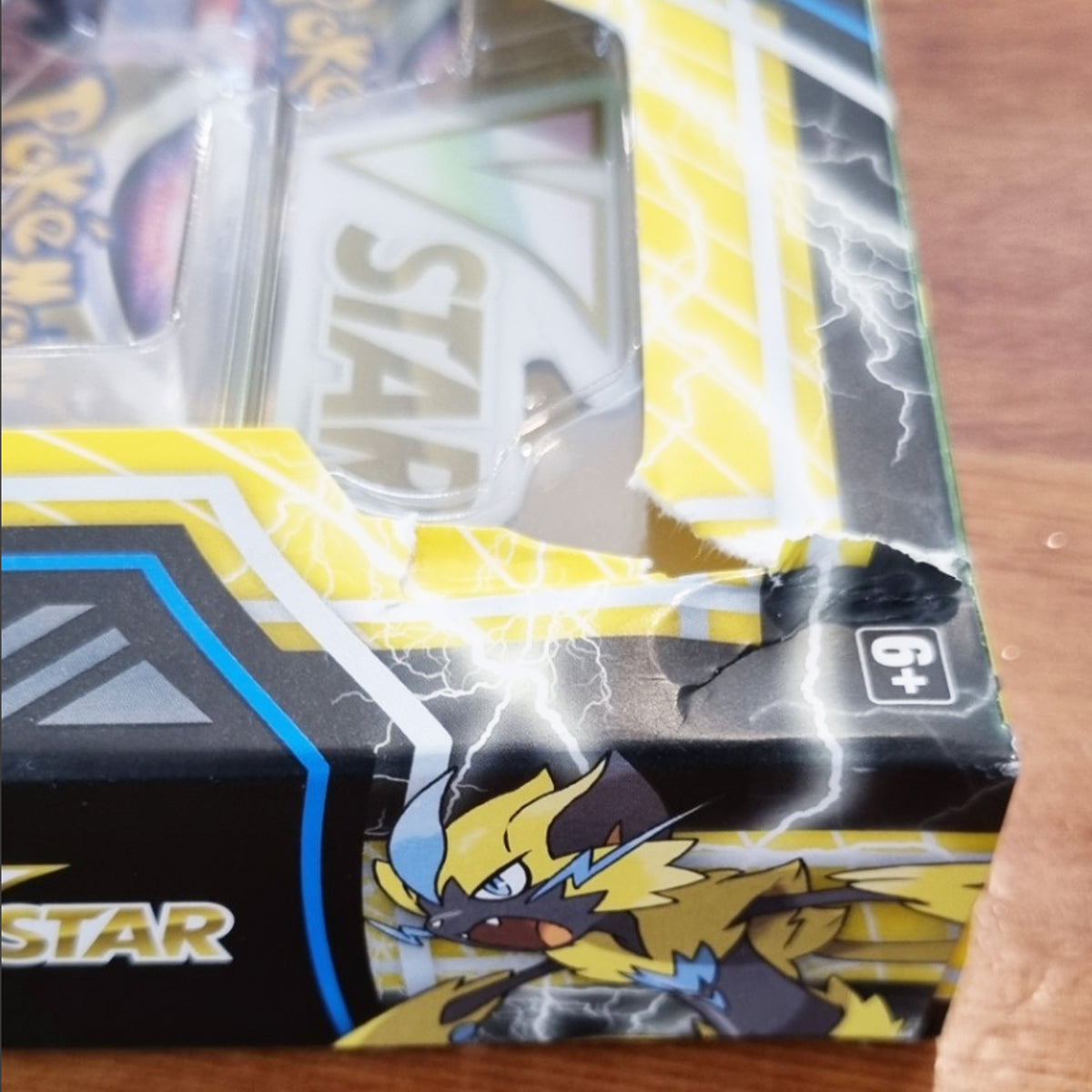 Pokemon TCG - Zeraora VMAX & VSTAR Battle Box - Damaged Box – Animal ...