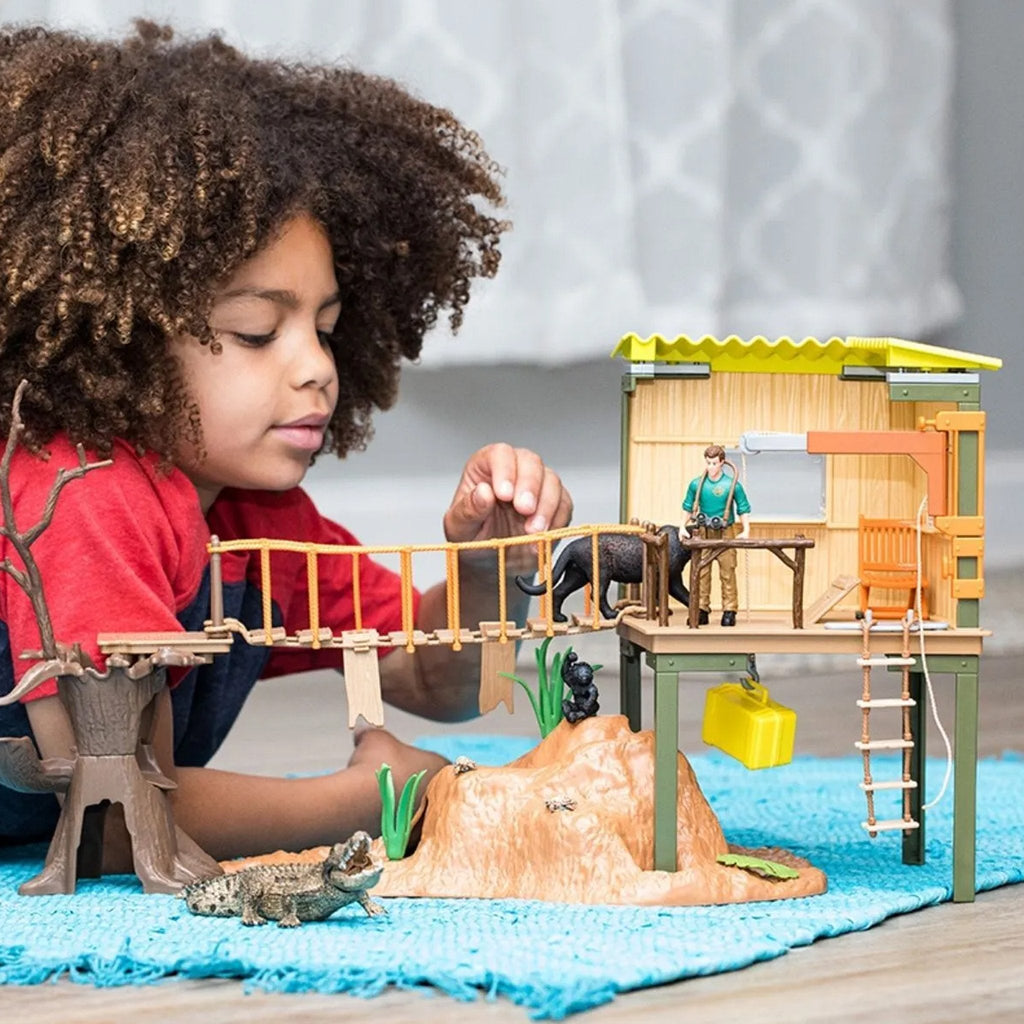 Schleich Wild Life Ranger Adventure Station – Animal Kingdoms Toy Store